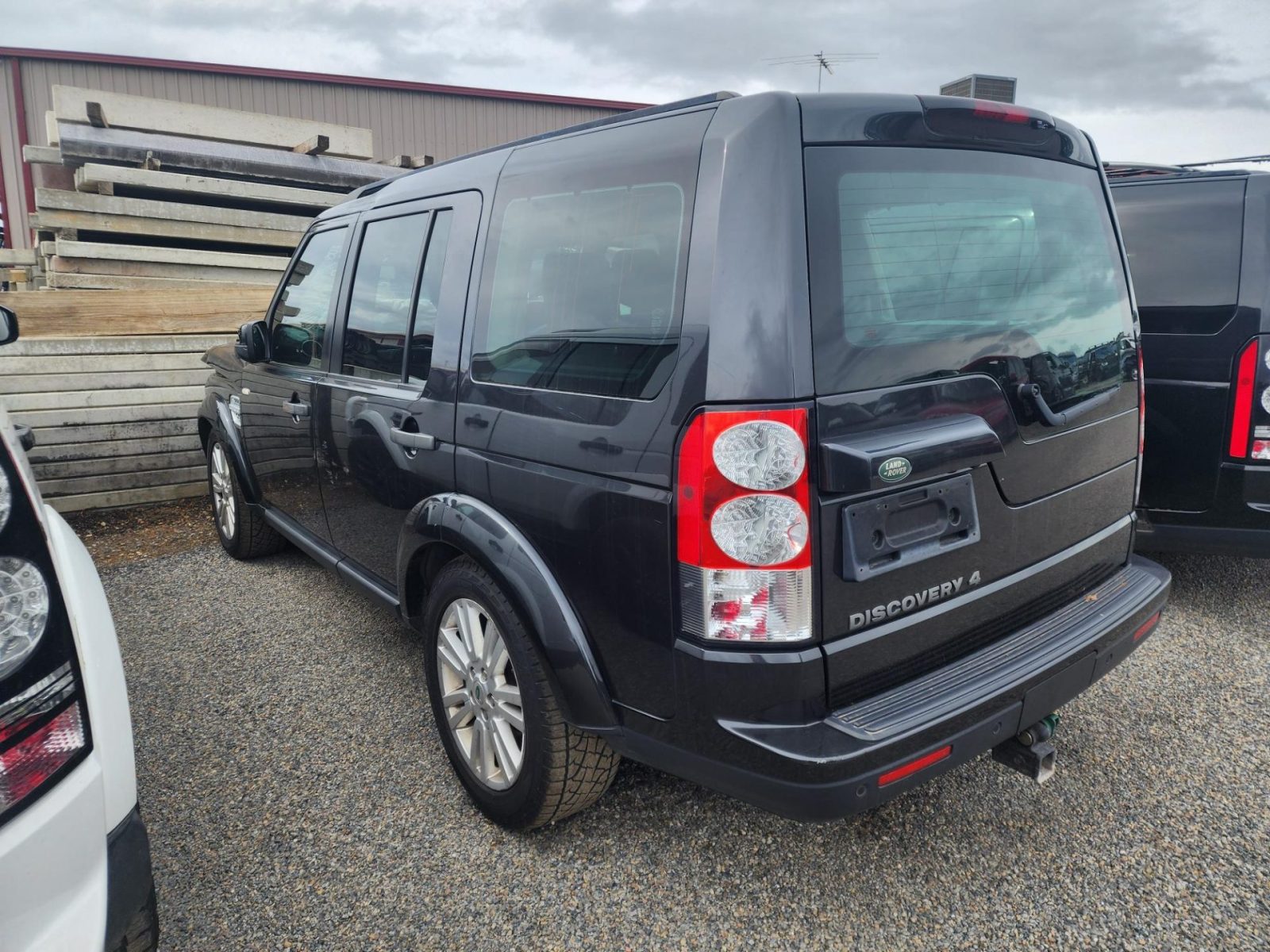 2013 LAND ROVER DISCOVERY 4 – 3.0L V6 TURBO DIESEL – 8 SPEED AUTO TRANS ...
