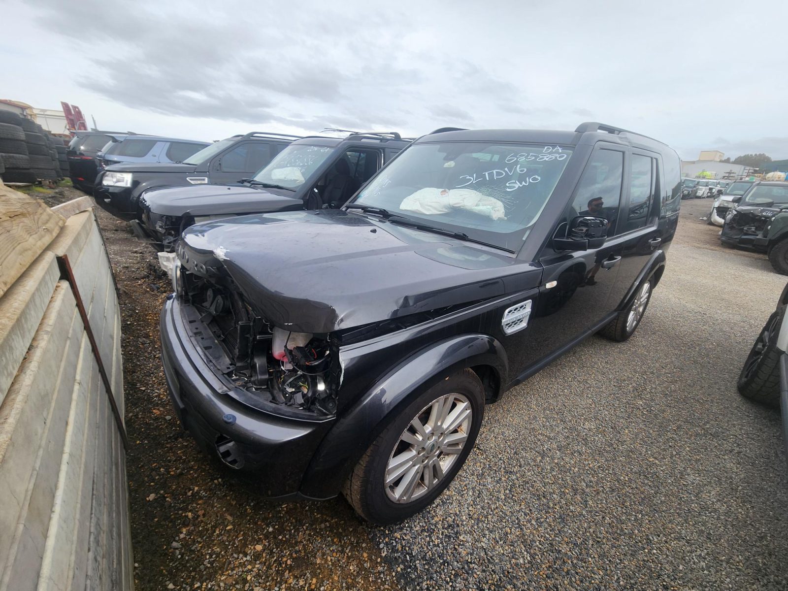 2013 LAND ROVER DISCOVERY 4 – 3.0L V6 TURBO DIESEL – 8 SPEED AUTO TRANS ...